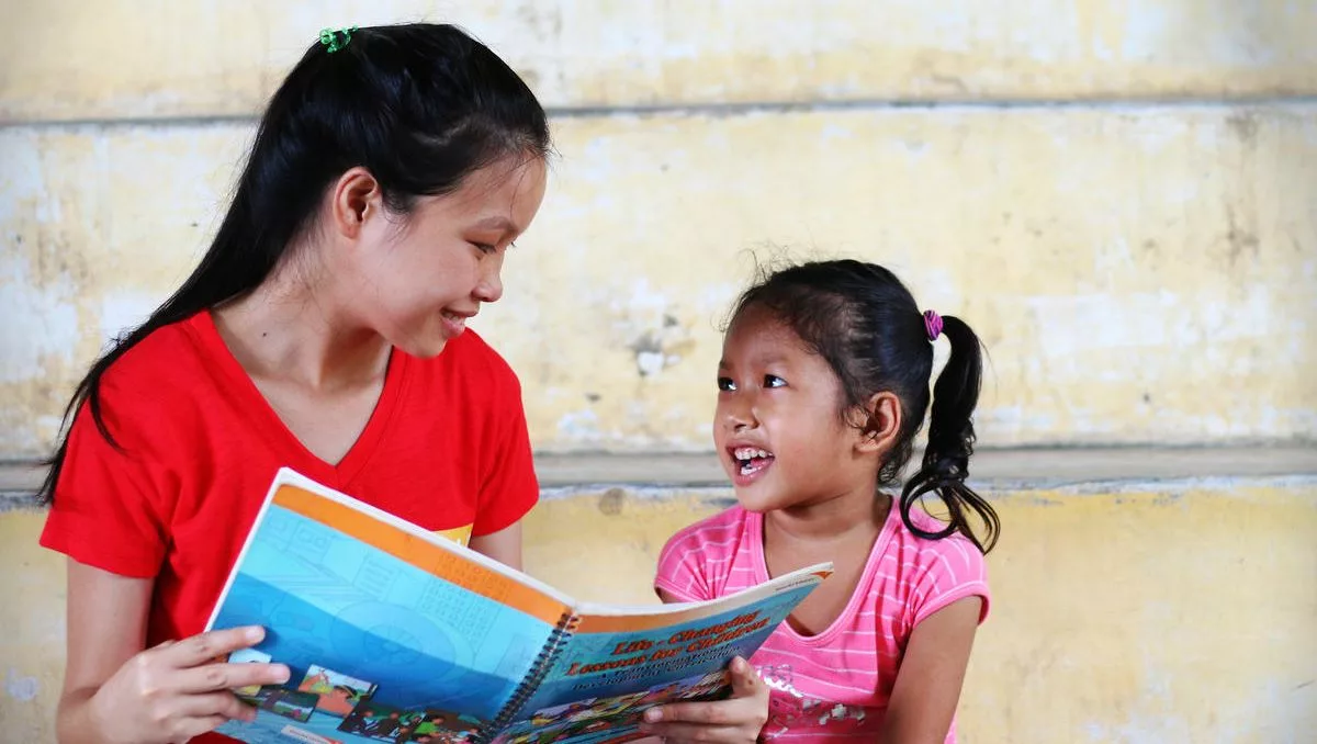 3 Tips to Become an Effective Storyteller | Child Development