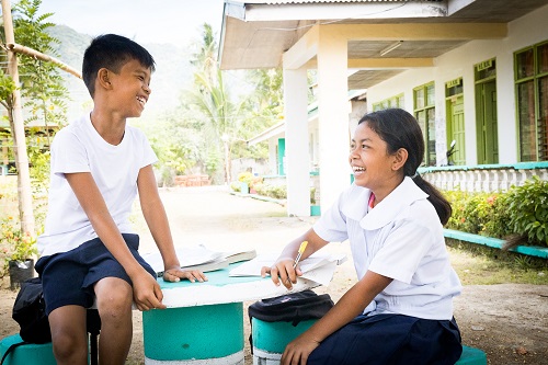 Building a better school for children to learn and play | World Vision ...