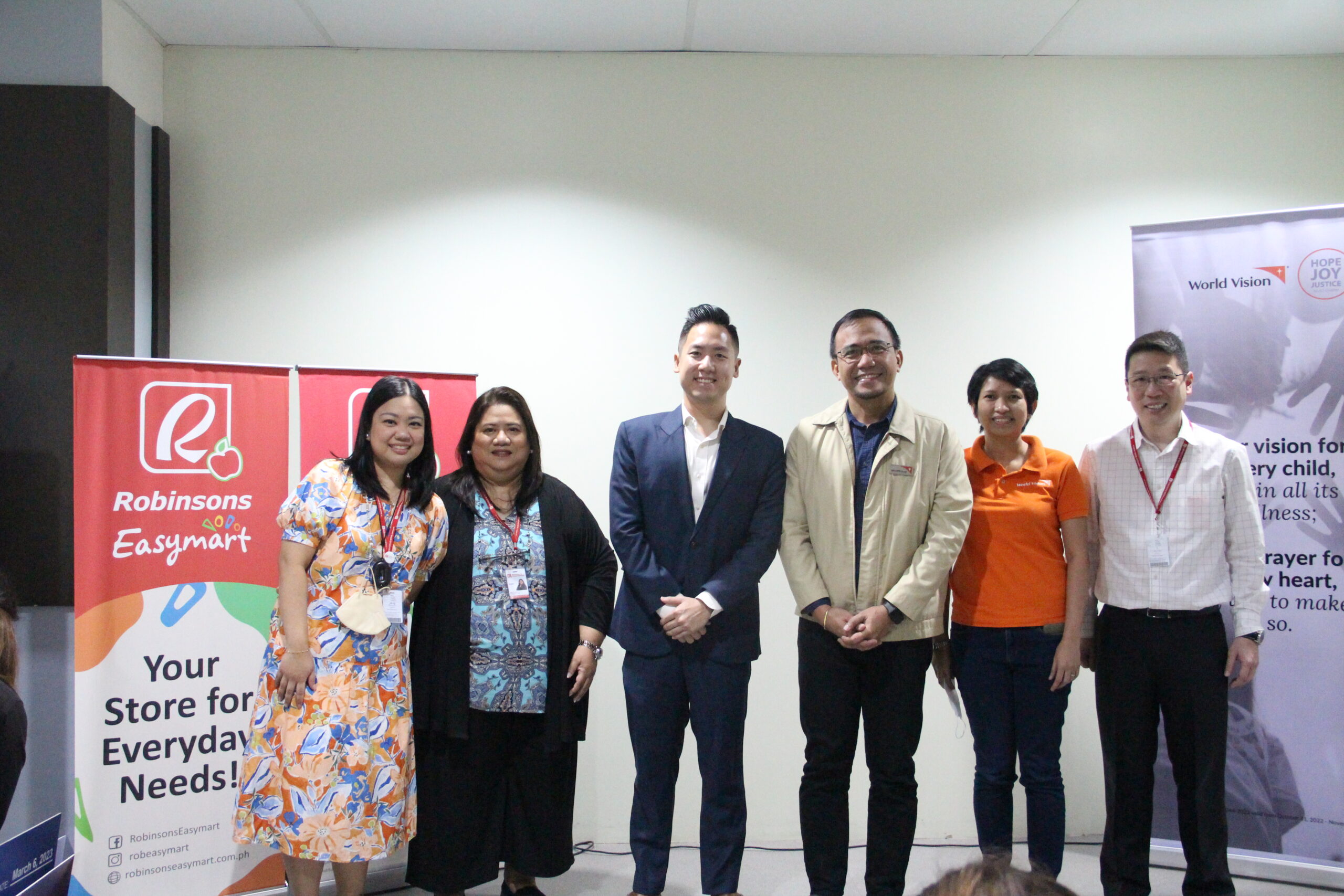 Robinsons Supermarket donates to World Vision, ensures continued ...