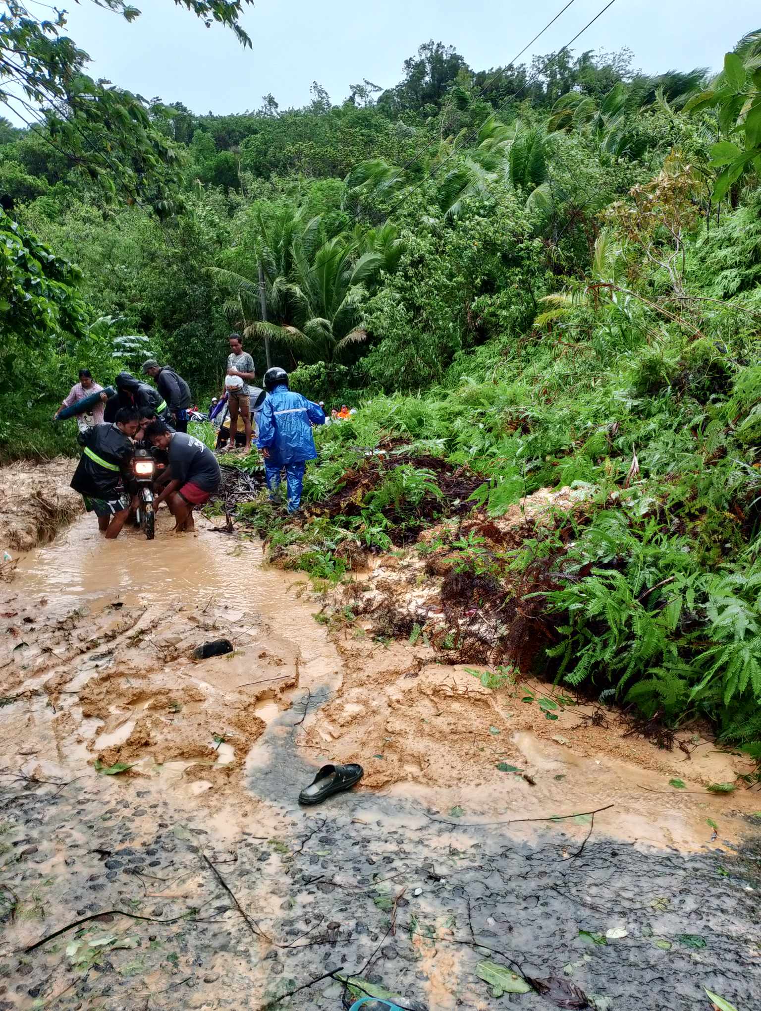 Tropical Storm Kristine lashes Bicol region, affecting World Vision areas